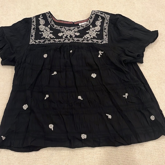 Knox Rose | Tops | Elegant Knox Rose Top | Poshmark